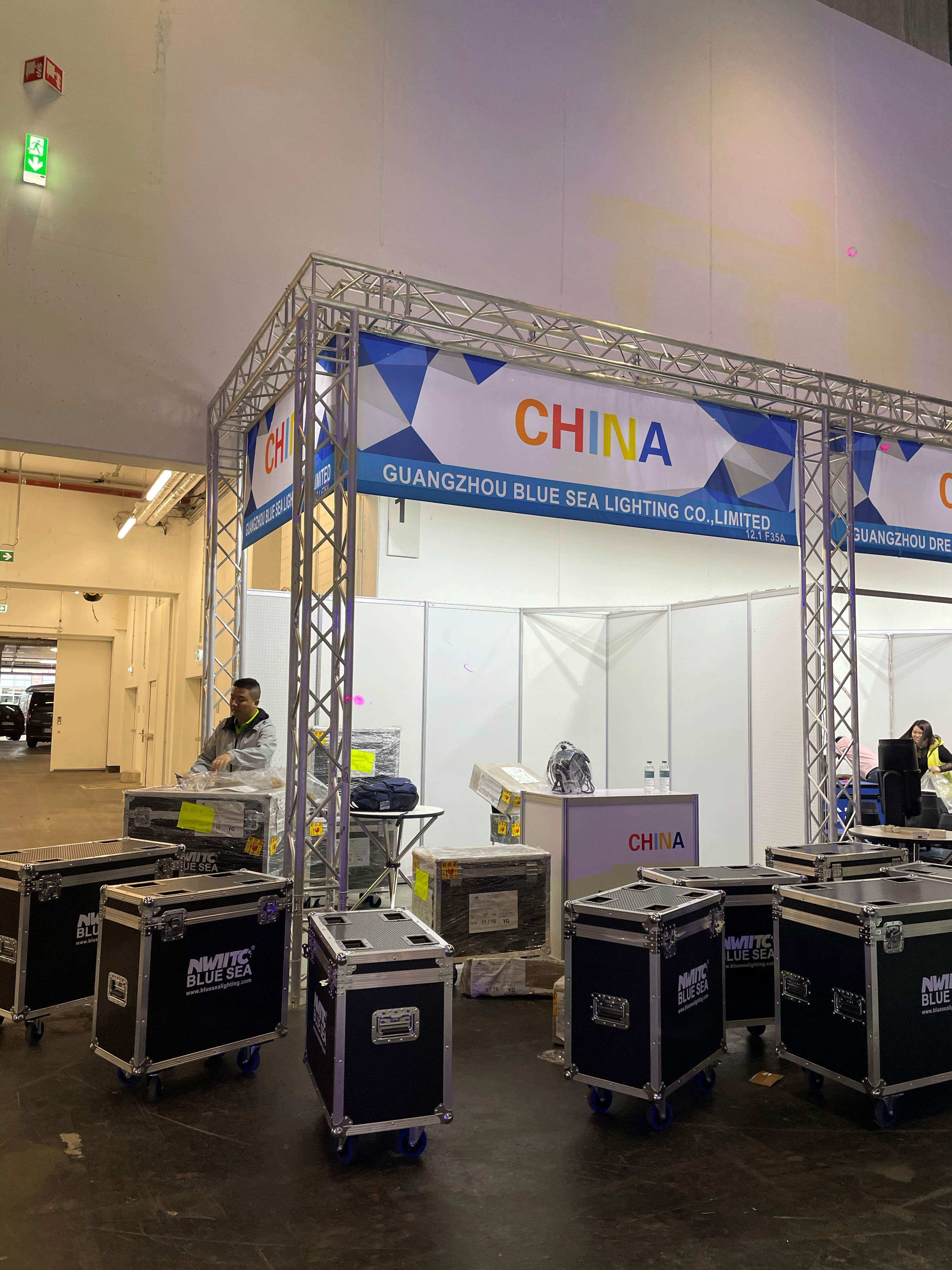 Stage Fixture News | BLUE SEA LIGHTING